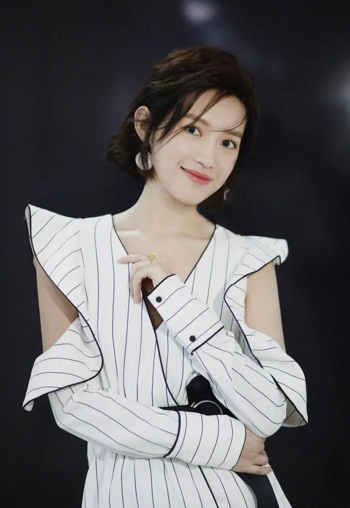 Su Qing is so pretty - iNEWS