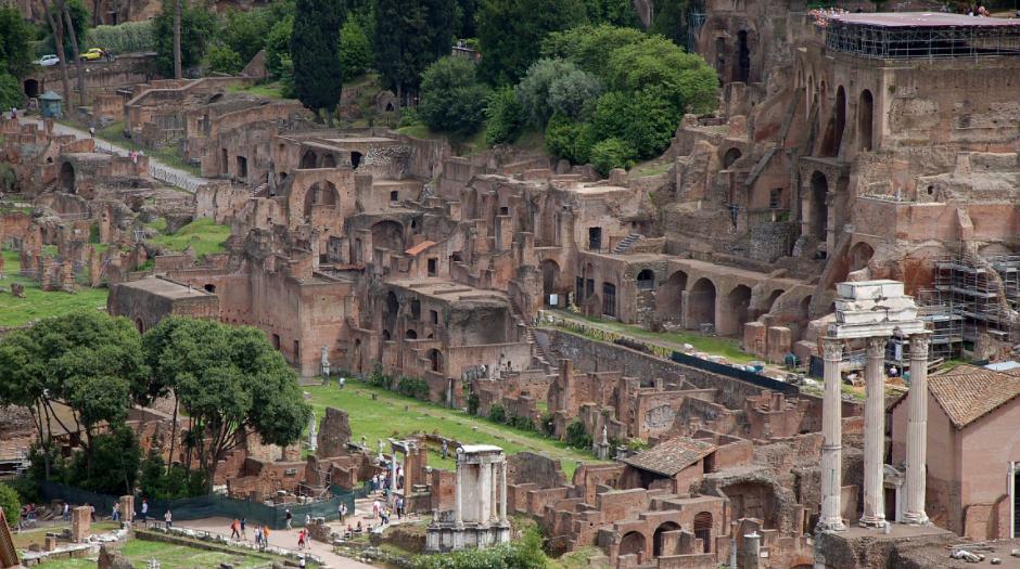 A Brief Discussion on Medieval Cities and the Formation of European ...