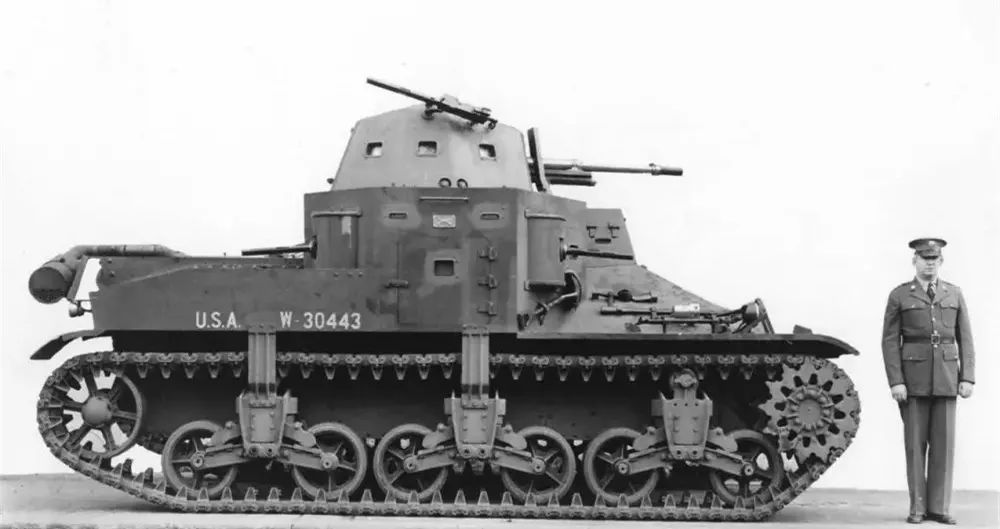 Interesting talk about the M3 medium tank (on): Grant and General Lee ...