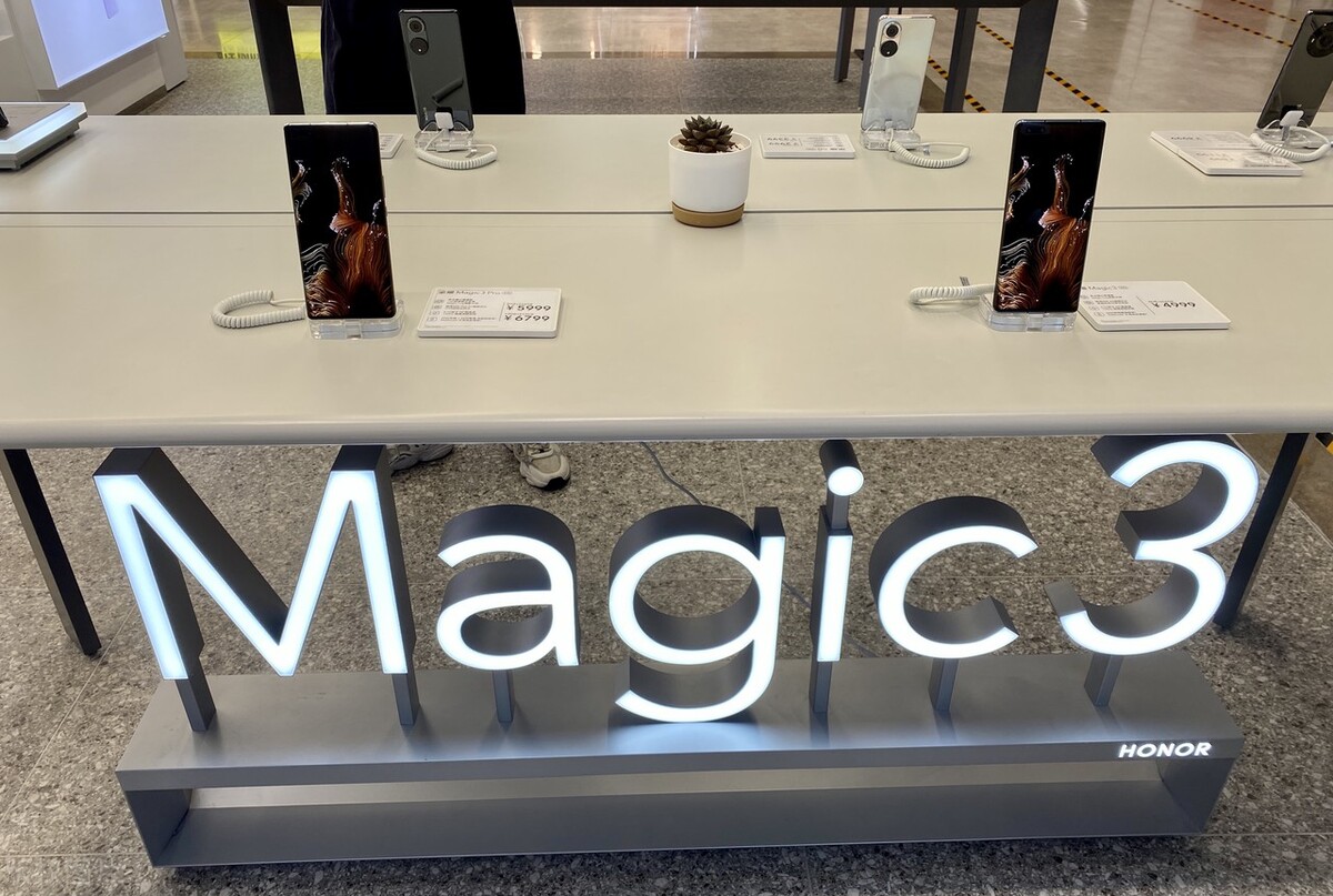 At present, all mobile phones with 120Hz refresh rate are assembled - iNEWS