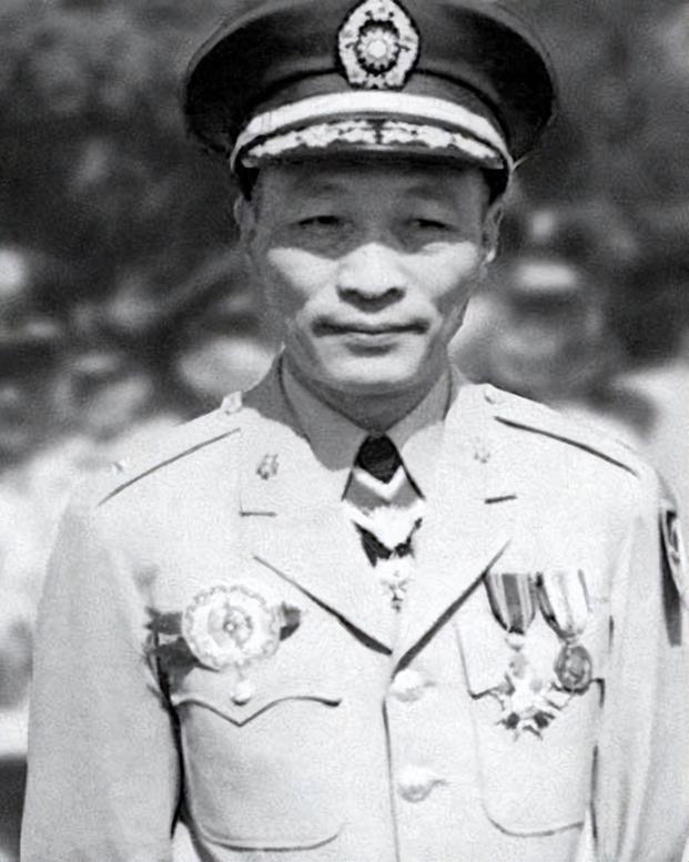 Zhang Aiping commented on the mysterious "Blue 007" after his death ...