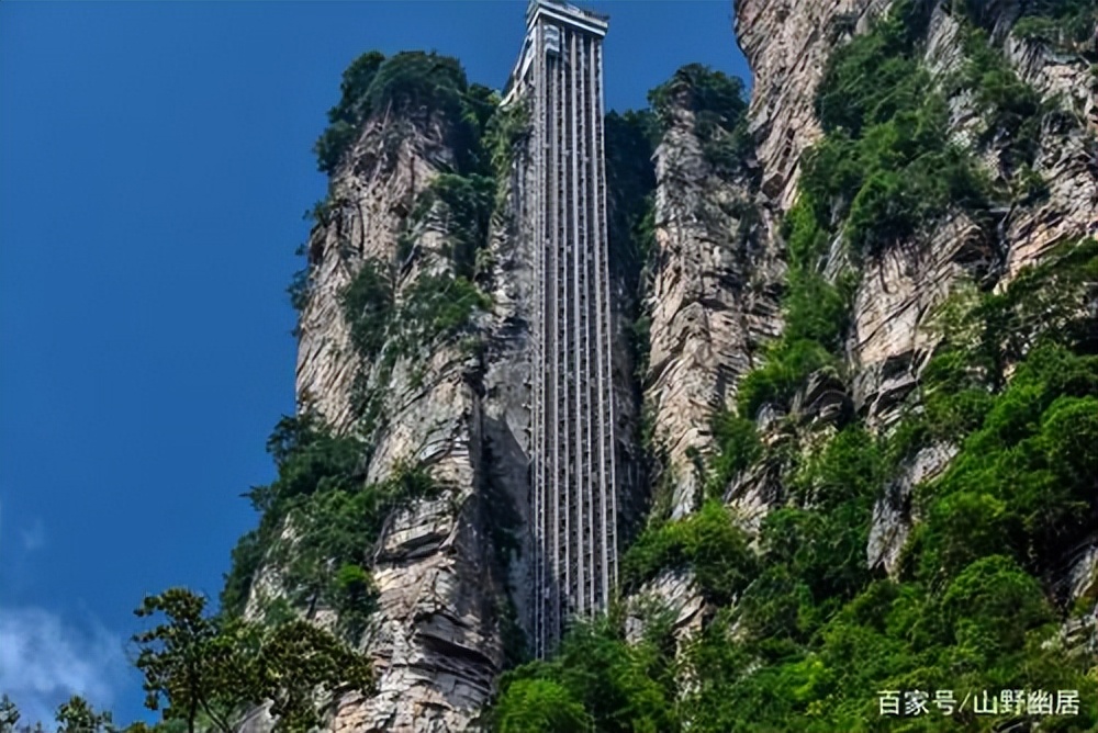 The 100-meter viewing elevator hidden in the deep mountains, climb to ...