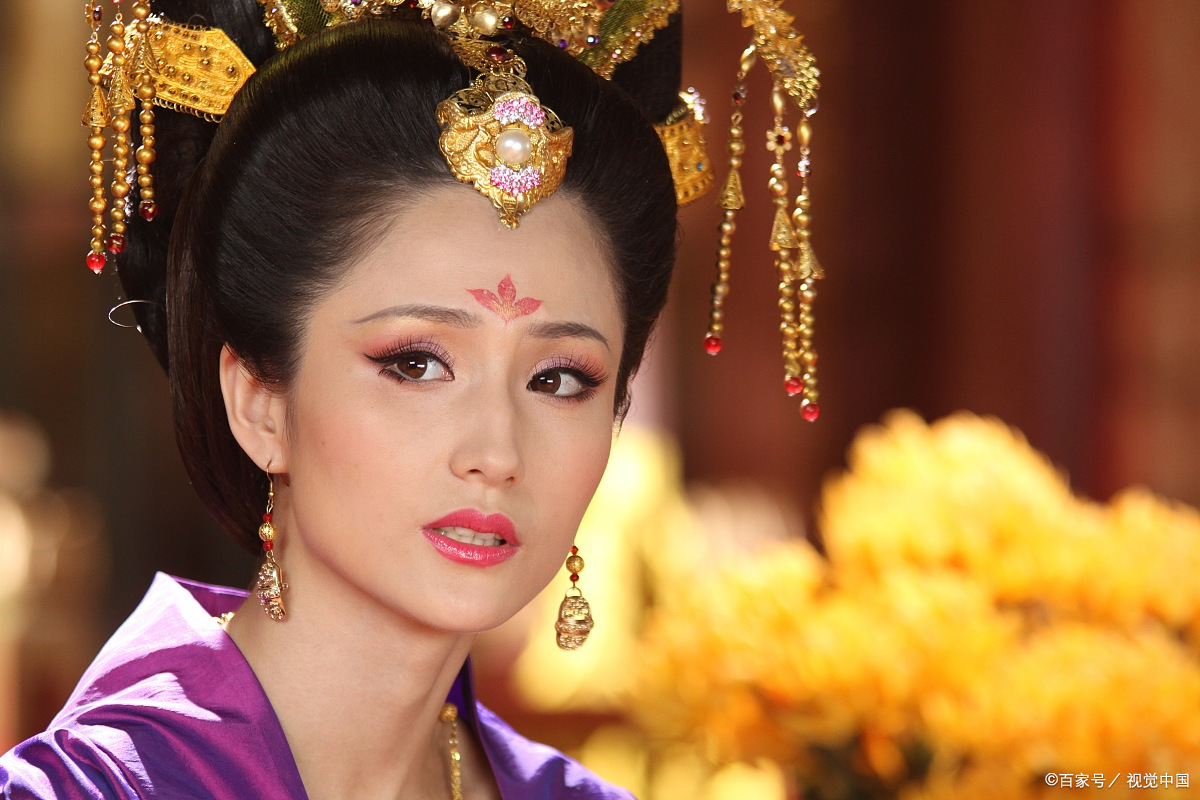 Why was Tang Gaozong Li Zhi obsessed with Wu Zetian? Actually it has ...