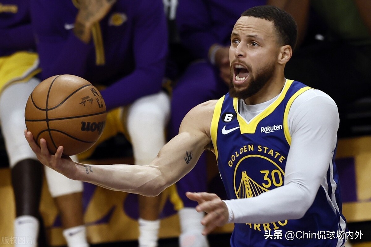 Comparing the data between James and Curry, who is the best in history ...