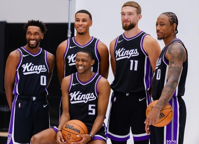 16 points behind, 33 points behind! The pseudo-strong team in the West ...