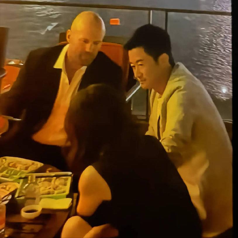 6.11 News: Wu Jing & Jason Statham eat dumplings together on the Bund - iMedia