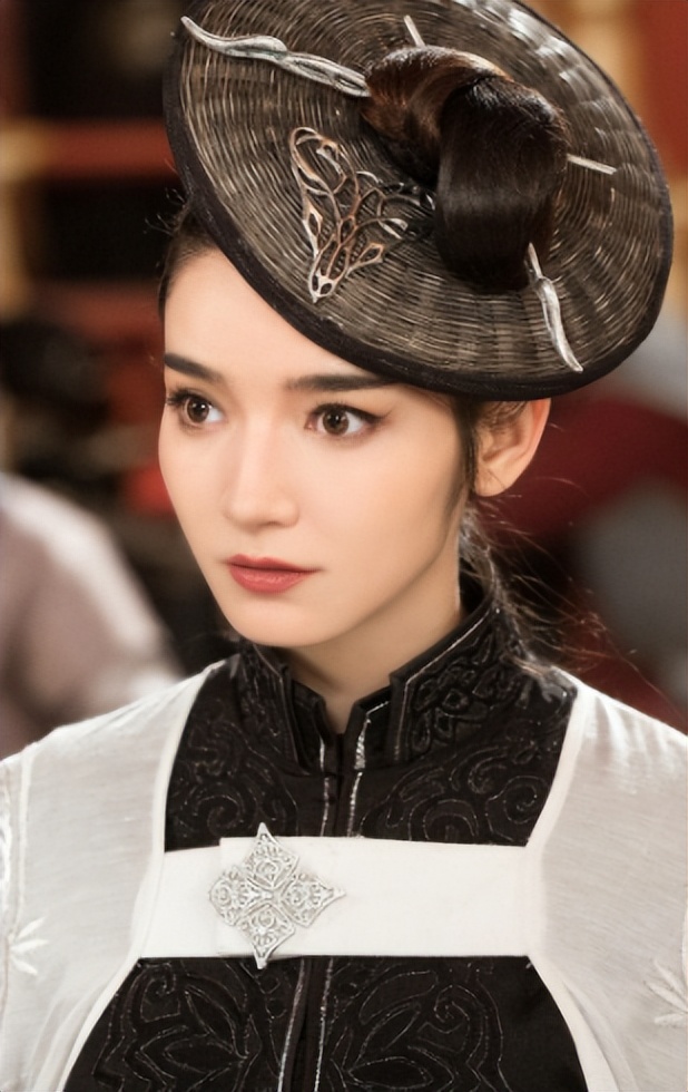 5 actresses from the Uyghur nationality, all stunning, who surprised ...