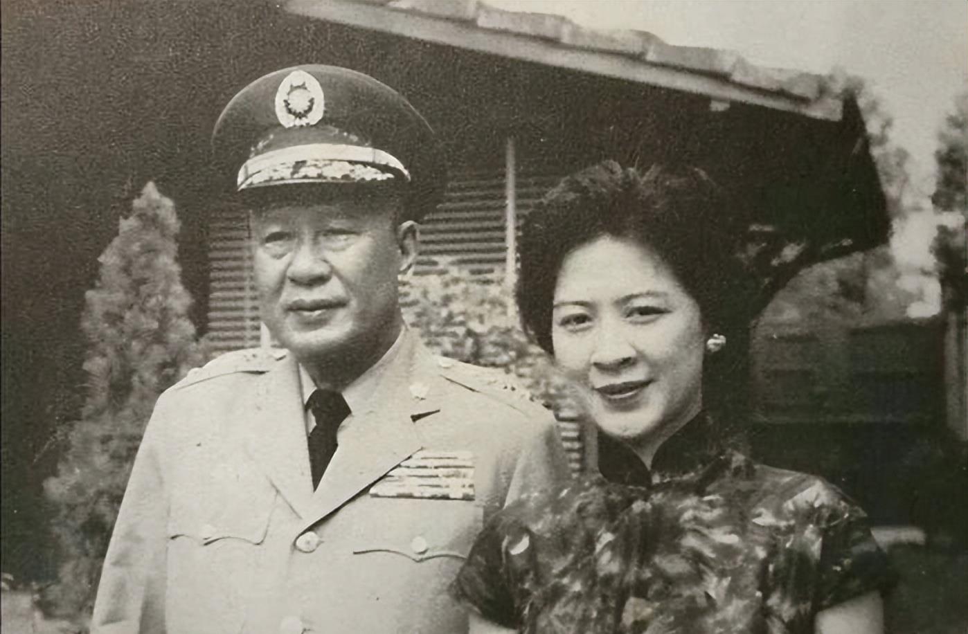 In 1986, Bai Chongxi's daughter secretly sneaked into the mainland, but ...