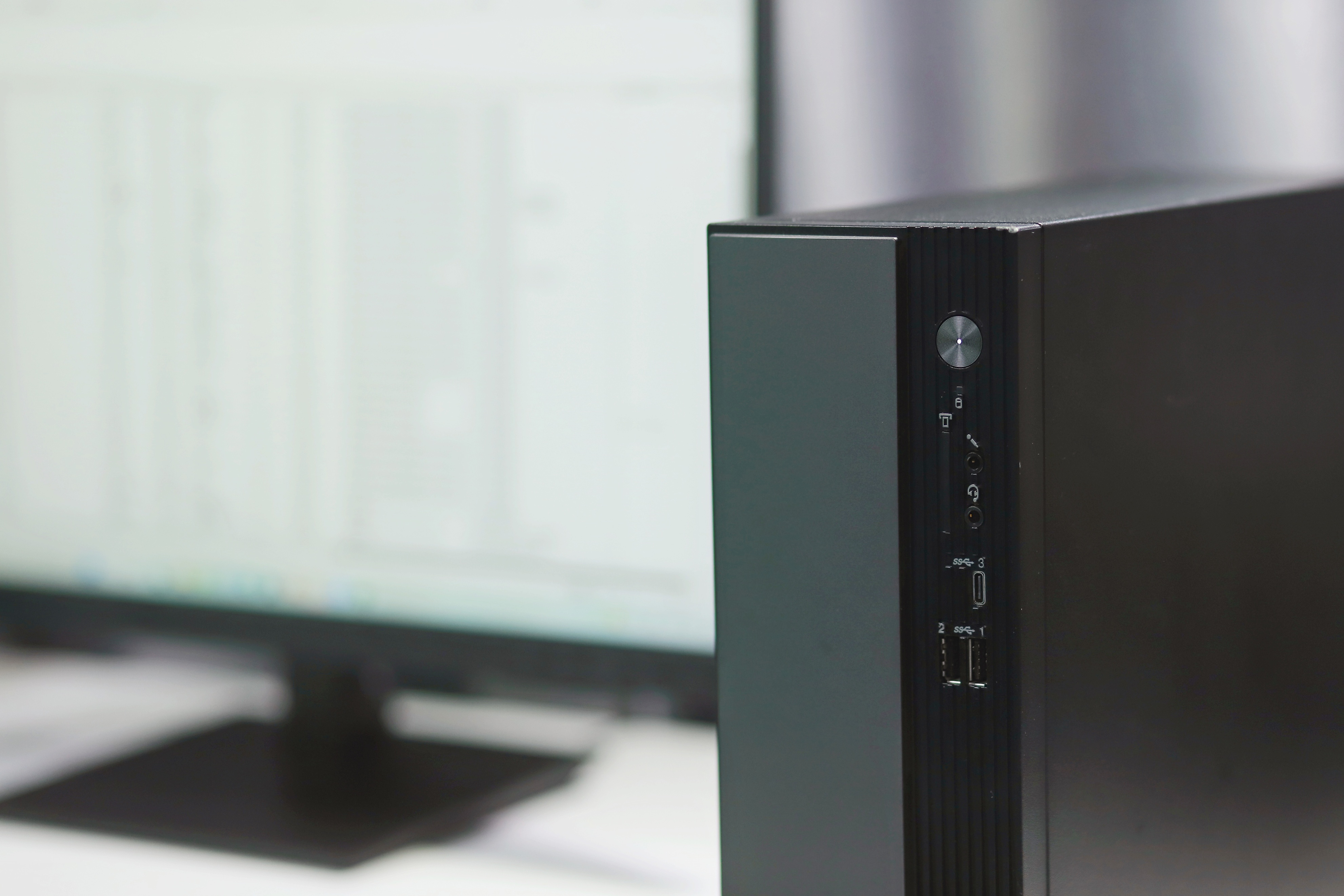 Professional-quality commercial PC, Lenovo Yangtian M4000q Core Edition ...