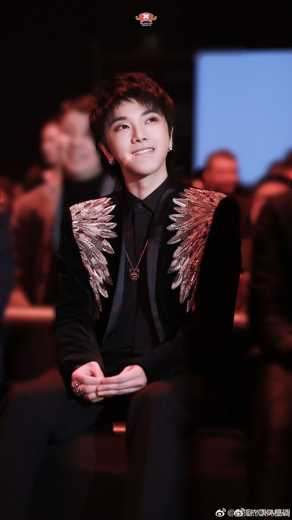Hua Chenyu, the most controversial male singer? - iNEWS