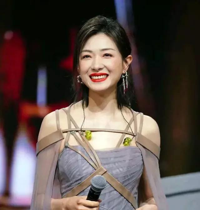 Wan Qian, the goddess of beauty and luxury - iNEWS