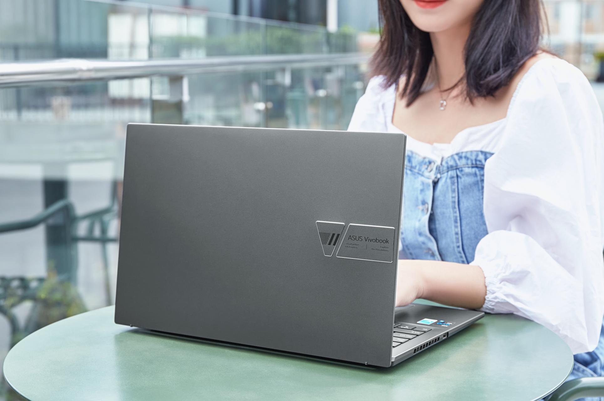 Buying guide for the school season: 5K price thin and light laptops ...