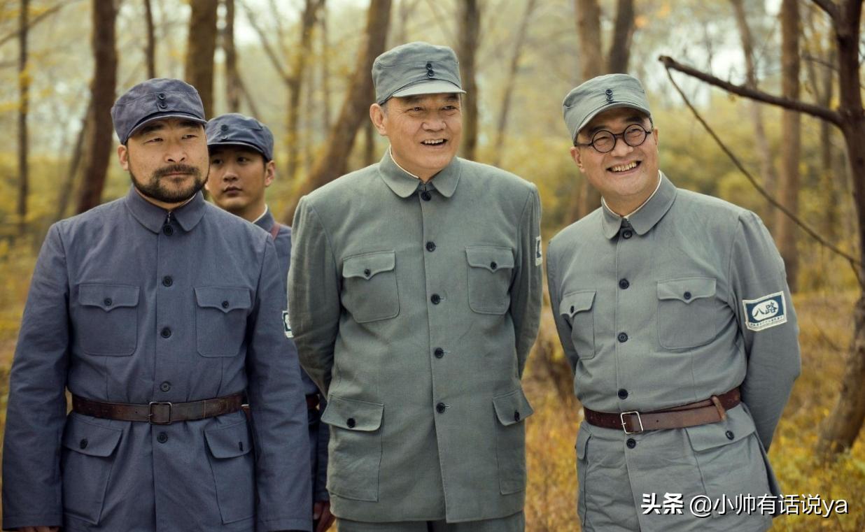 The changes of the PLA uniforms in 1995: it is well reflected from the ...
