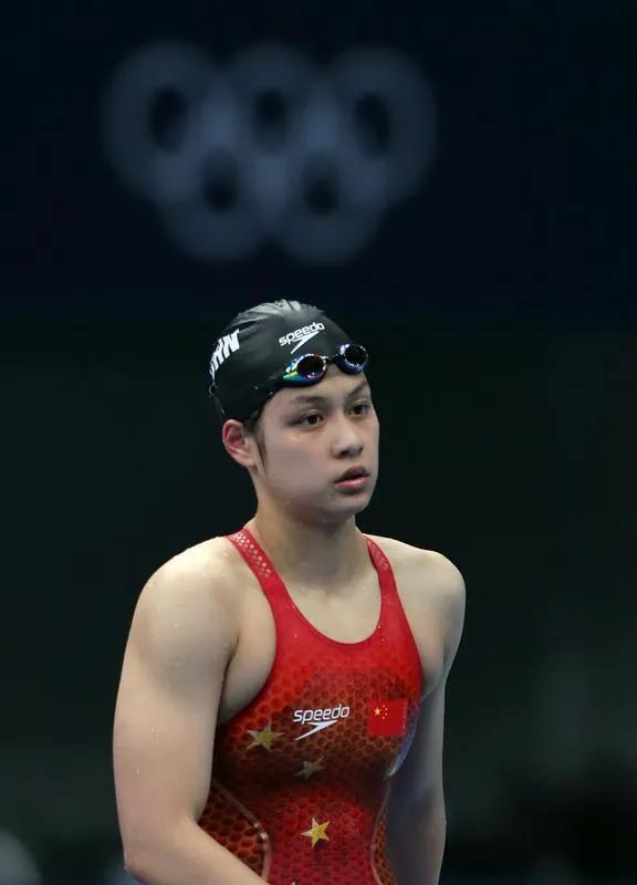Yu Yiting shines at the Swimming World Cup, winning multiple silver ...