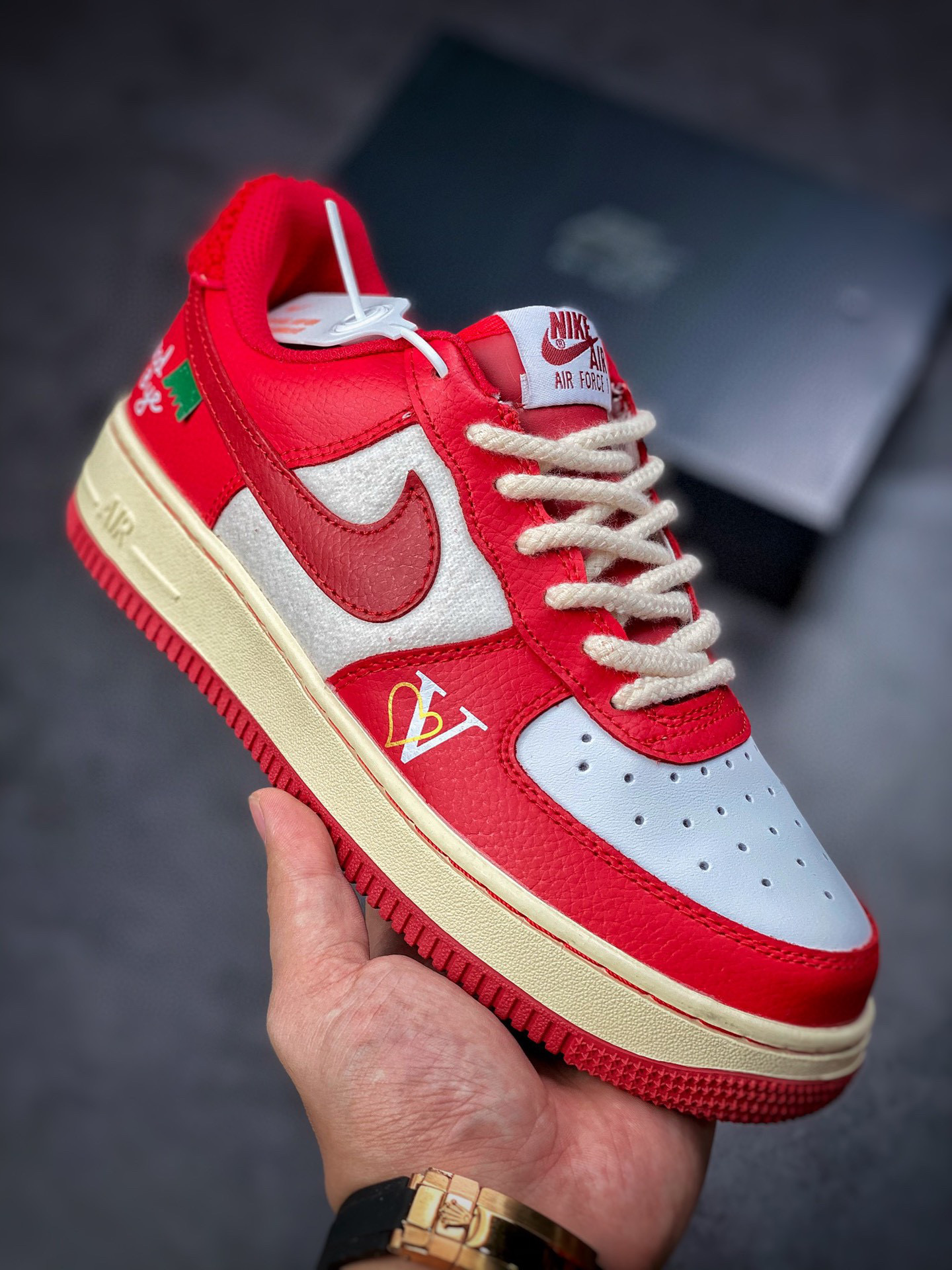 Air Force One, I think it's beautiful, I like it, and it's not too ...