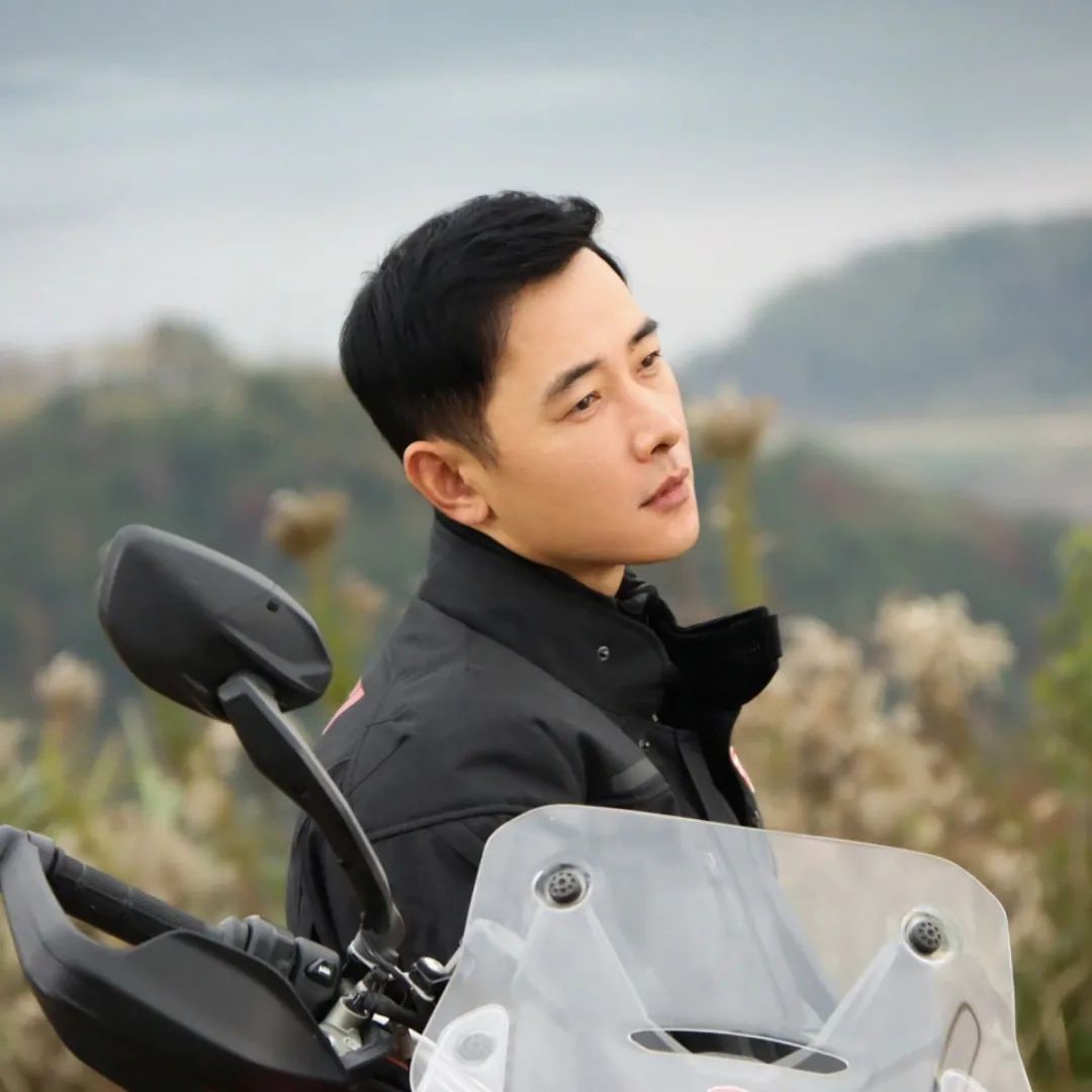 Entertainment gossip: Luo Jin, Guo Qilin, Yang Mi, Wang Jiaer, Gao Ye, Guan Xiaotong - iMedia