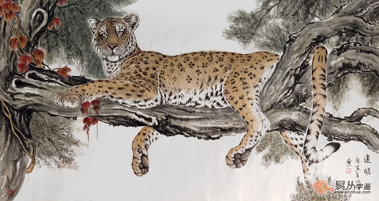 The famous animal painter Bu Yongjie's works hang in the living room to ...