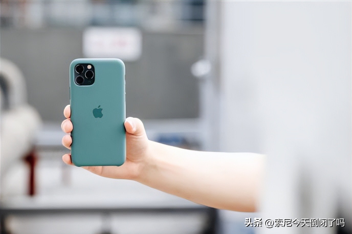 Absolute child!iOS15.6 God optimization, iPhone11Pro extreme power ...