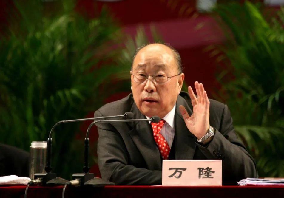 Shuanghui boss Wan Long was reported by his eldest son, and lived with ...