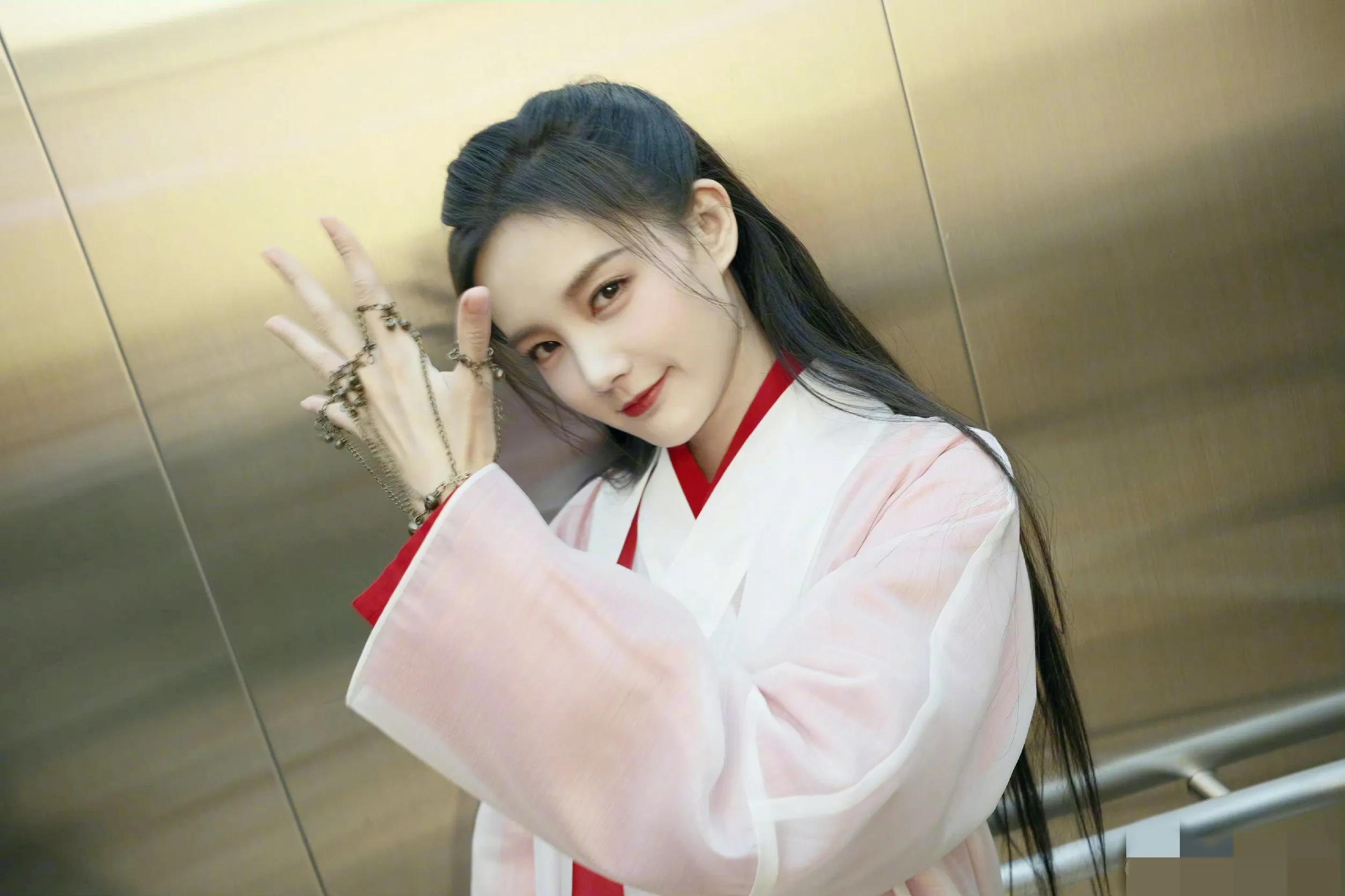 From Huang Rong to Fairy Zixia, what do you think Li Yitong is ...