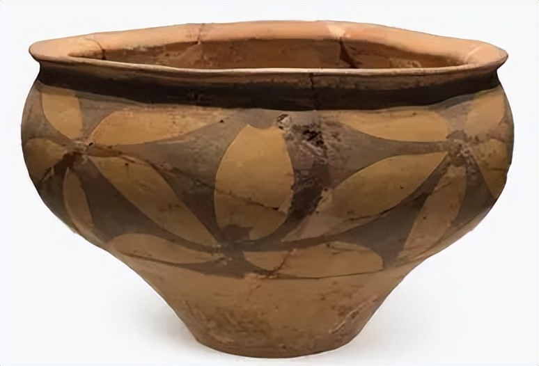 Huang Yang: Interpretation of crescent-shaped faience decorations from ...