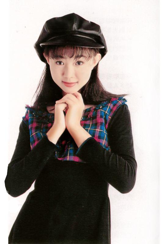 41-year-old Zhuo Yiting is on the hot search for gold in the Mainland ...