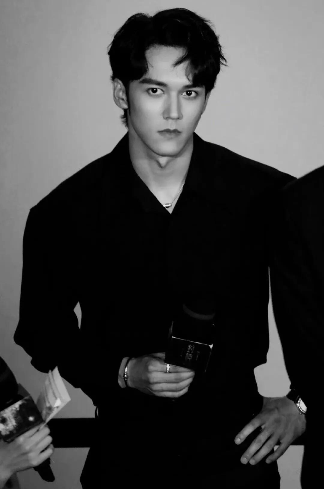 Fall in love with Ji Fa Yu Shi, start a career with Yin Jiao Chen Muchi ...