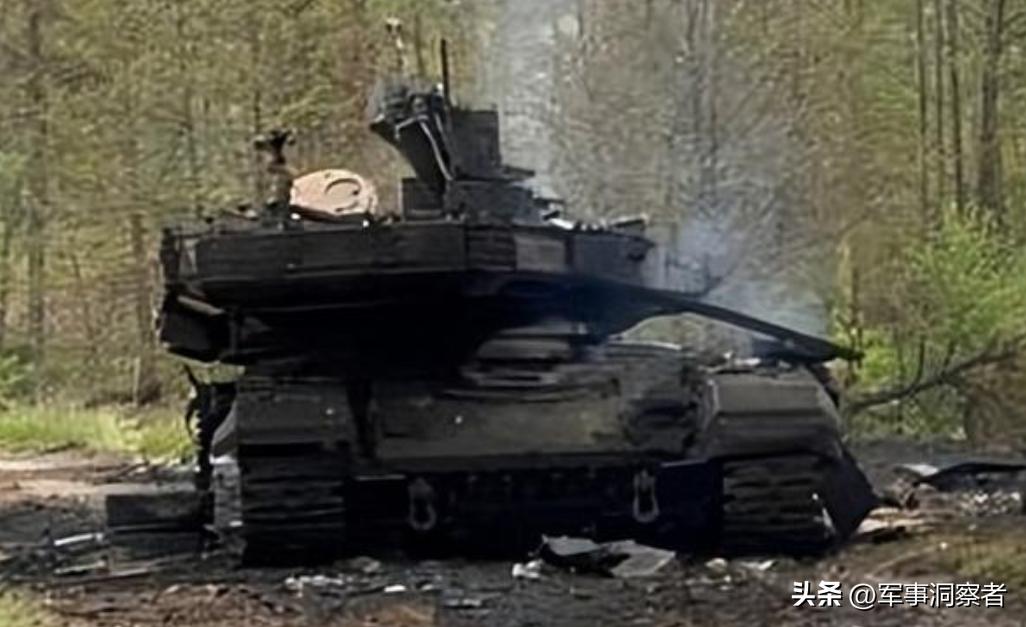 The Ukrainian army suffered a disaster, 300 ℃ flames, 5,000 soldiers ...