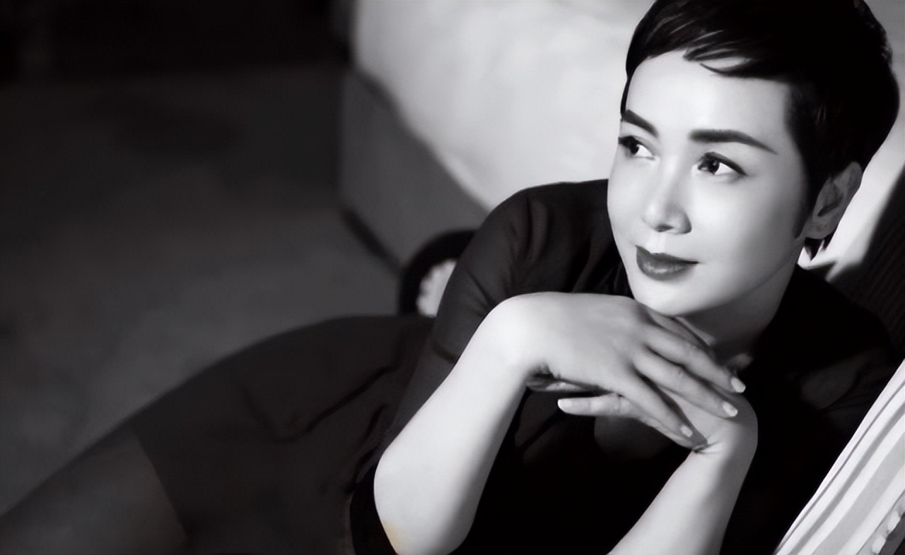 Jiang Wenli, she doesn't want to be a traffic star, she wants to be a real actress - iNEWS