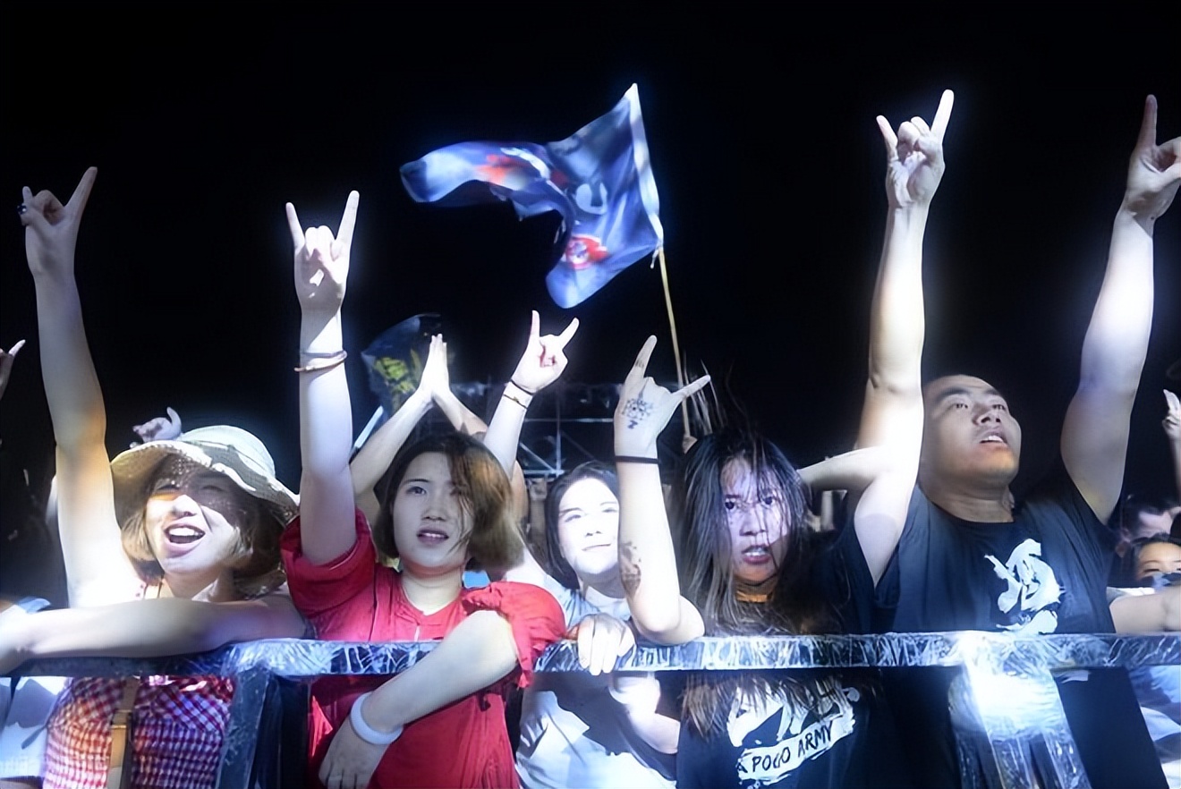 Li Manlin enjoys a different life, lamenting: the past life was in vain ...