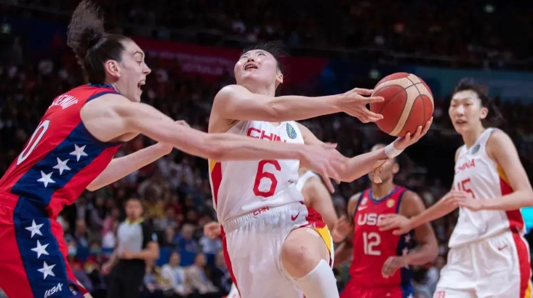 Ling Hua: Fearless Golden Orchid Blooms Without Regrets - iNEWS