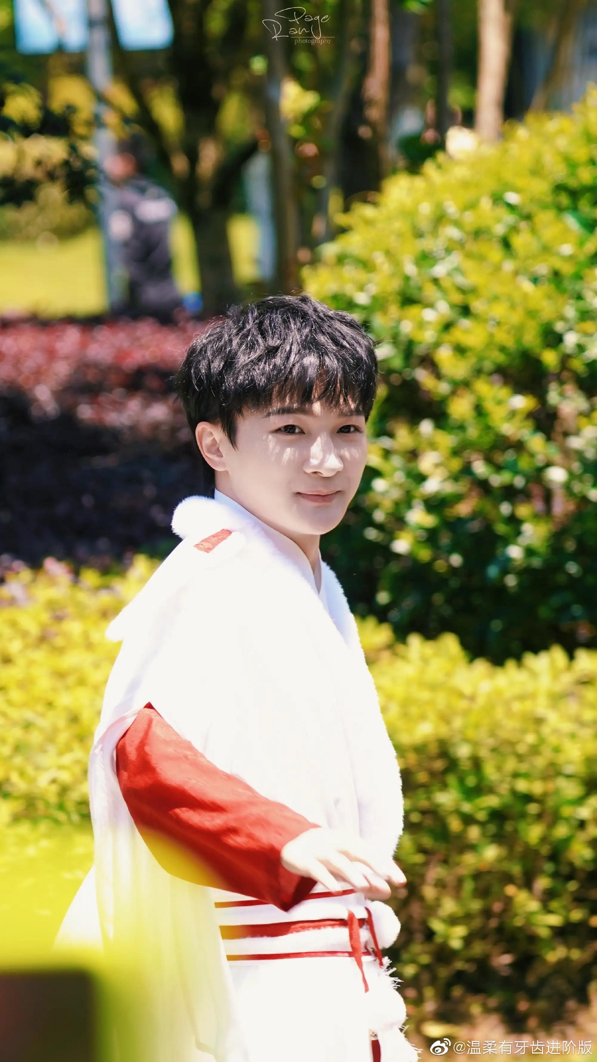 "Run" Shaoxing Xinchang Zhou Shen Reuters - iNEWS