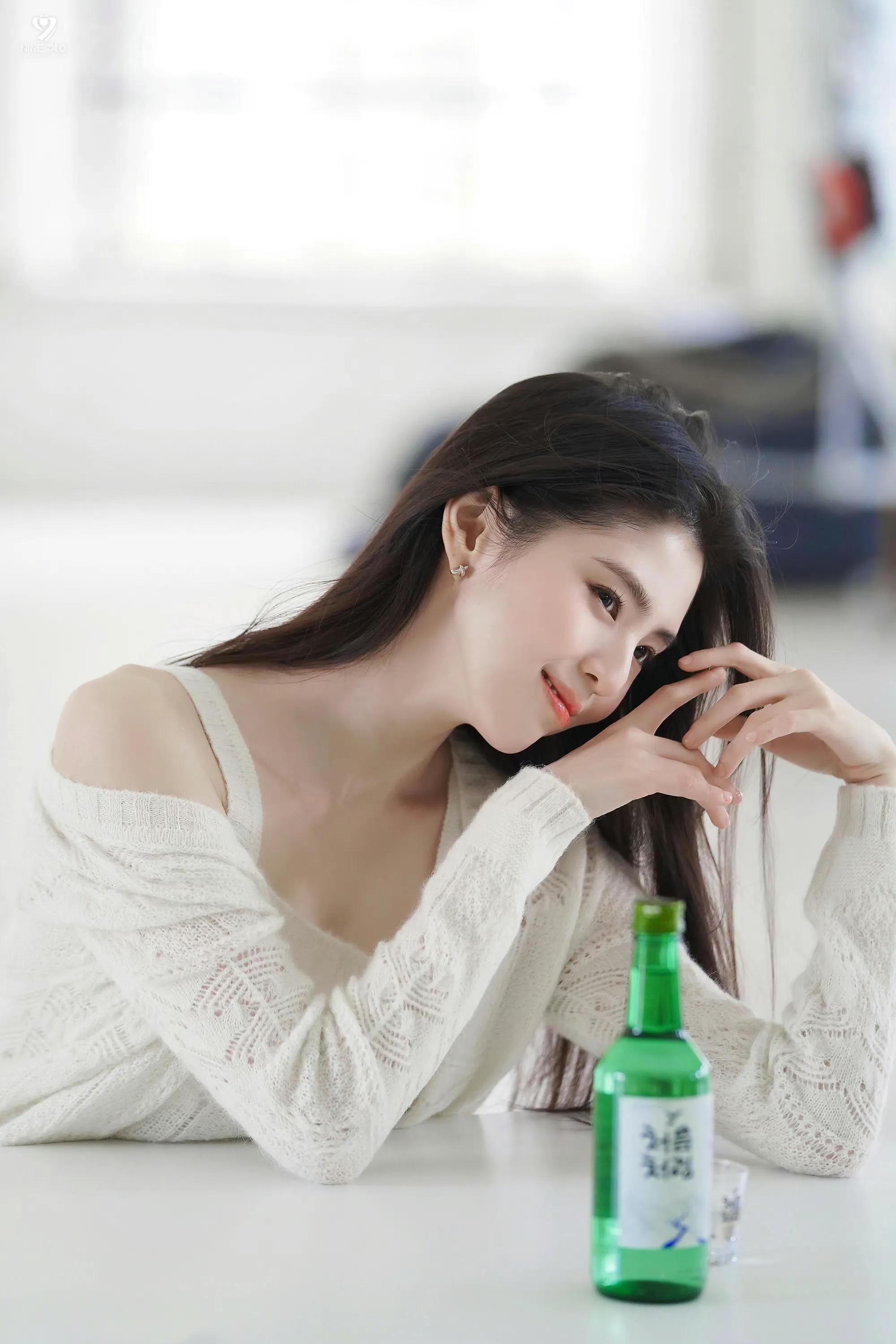 Han Suxi, who goes well with shochu, has a perfect side face like a ...