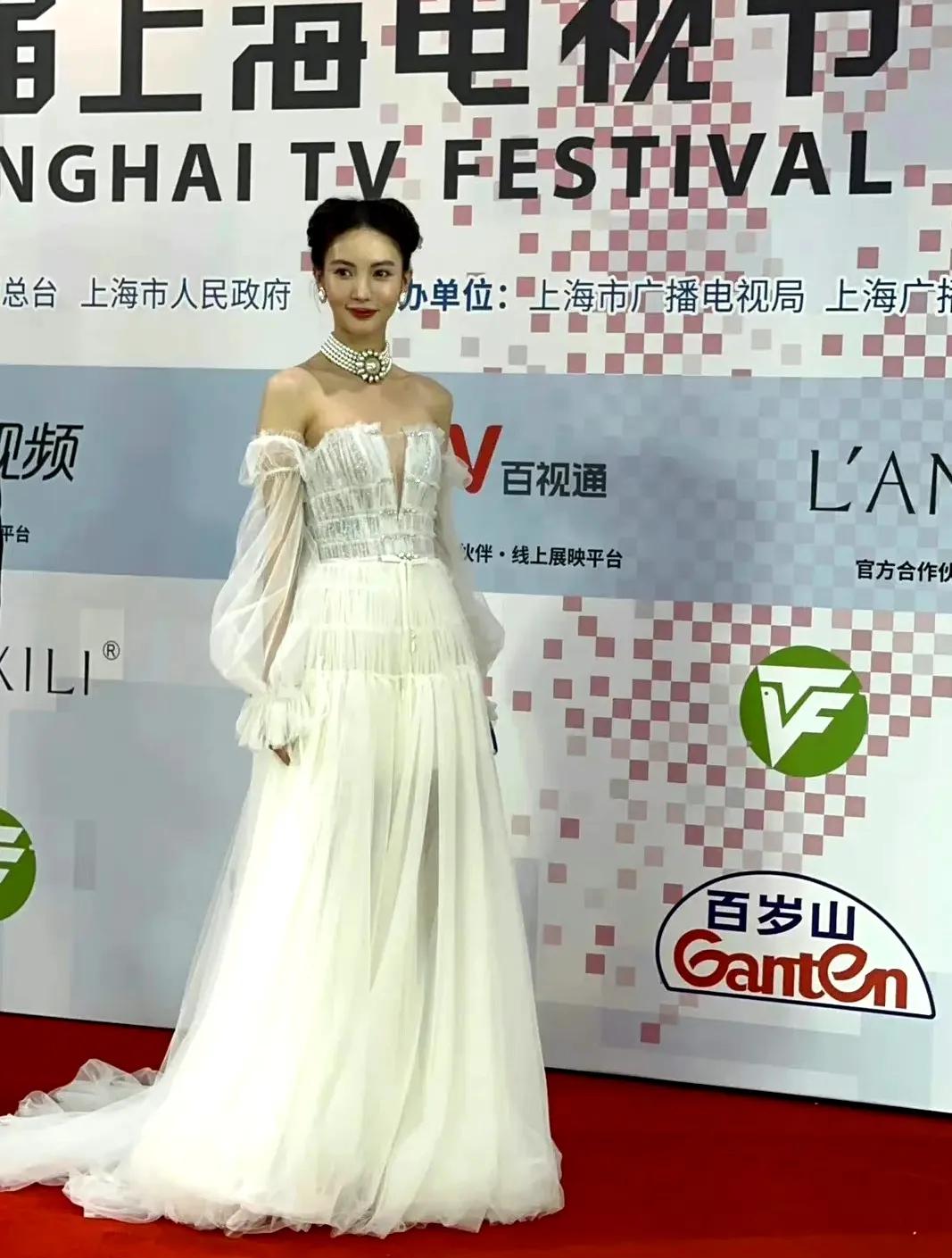 There are many highlights on the Magnolia red carpet: Jin Chen's hair style attracts ridicule ...
