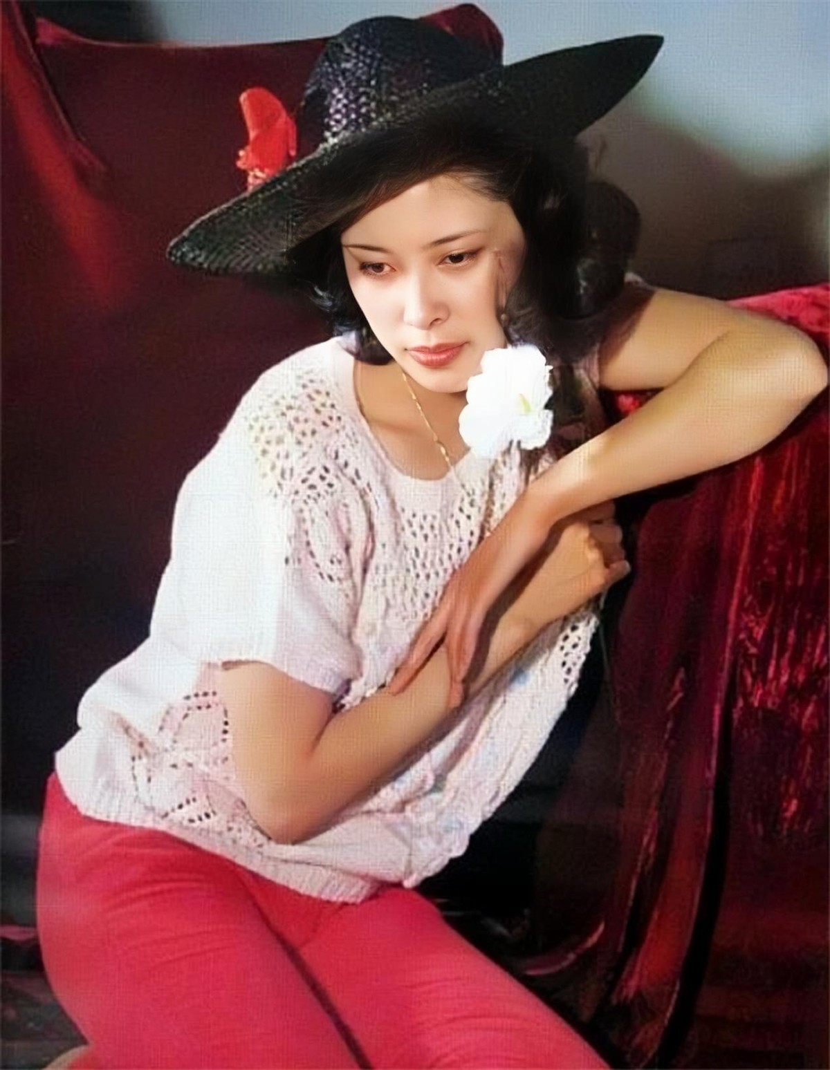 Old drama bone Li Xiaoyan: 41-year-old married 15-year-old second marriage Xu Min, married for ...