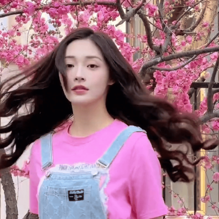 Zhou Jieqiong recognized Wu Zhuoxi as Wu Yanzu, and then she explained ...
