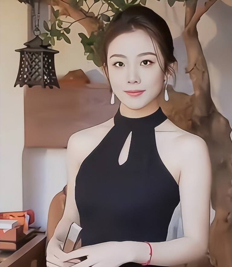 Dong Sijin's latest art photos exposed! This face value and figure, a ...