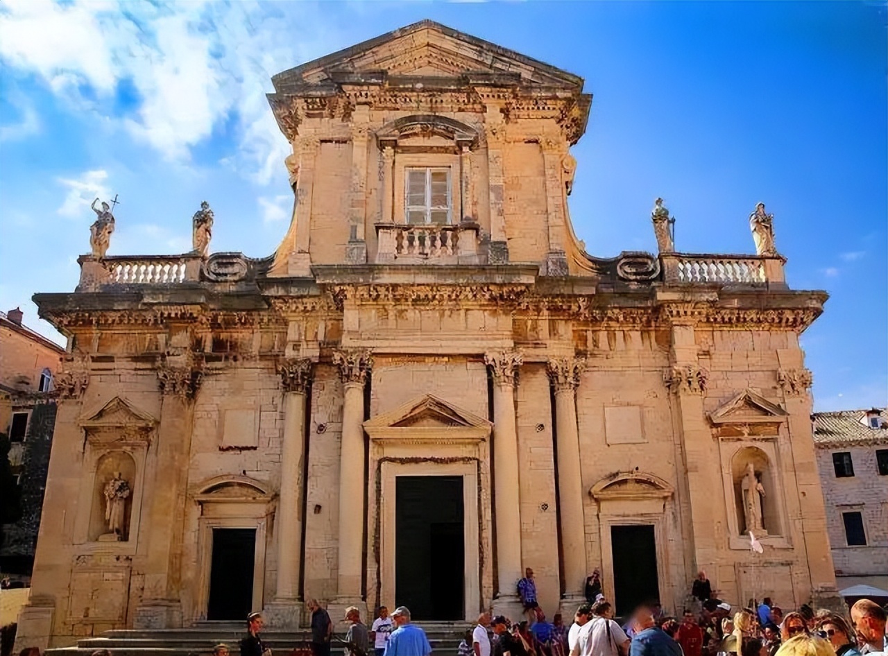 The pinnacle of Brazilian architectural art - the construction of the ...