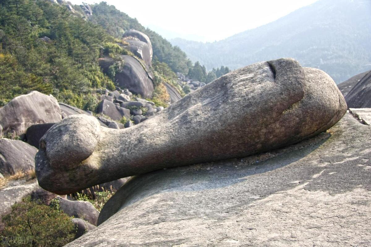 Mexican Rockball Mystery - iMedia