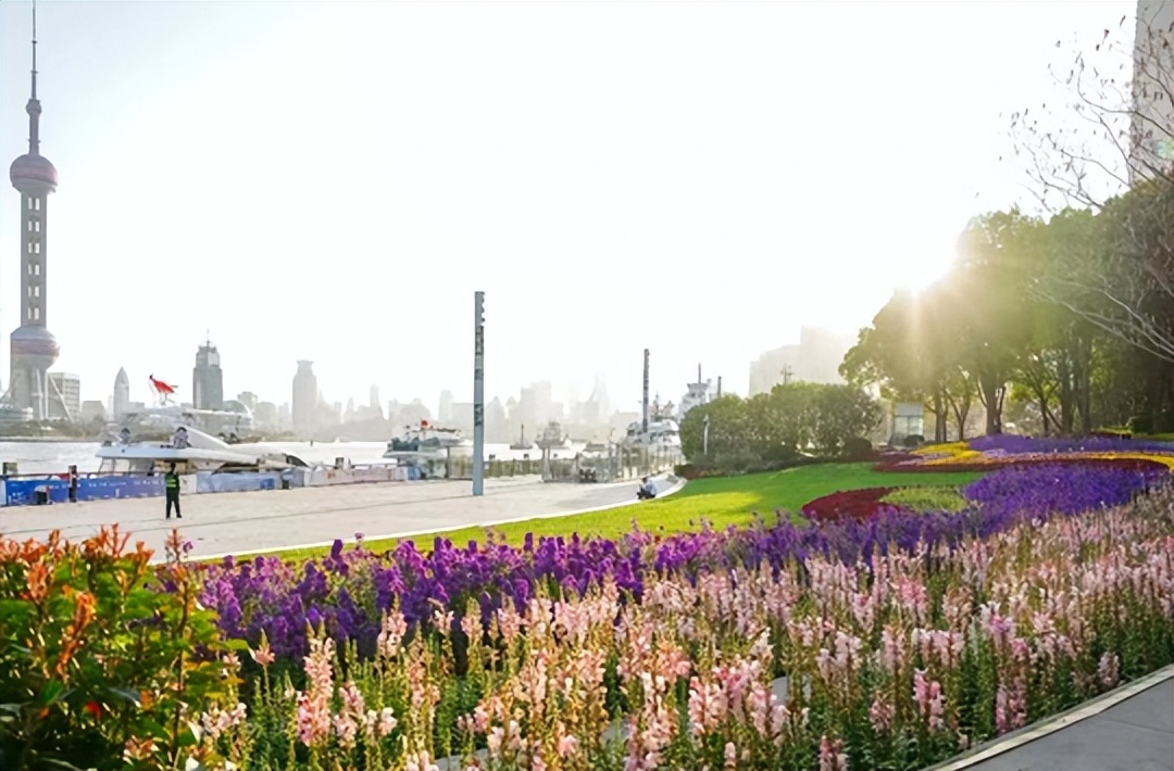 North Bund Riverside Green Space - iNEWS