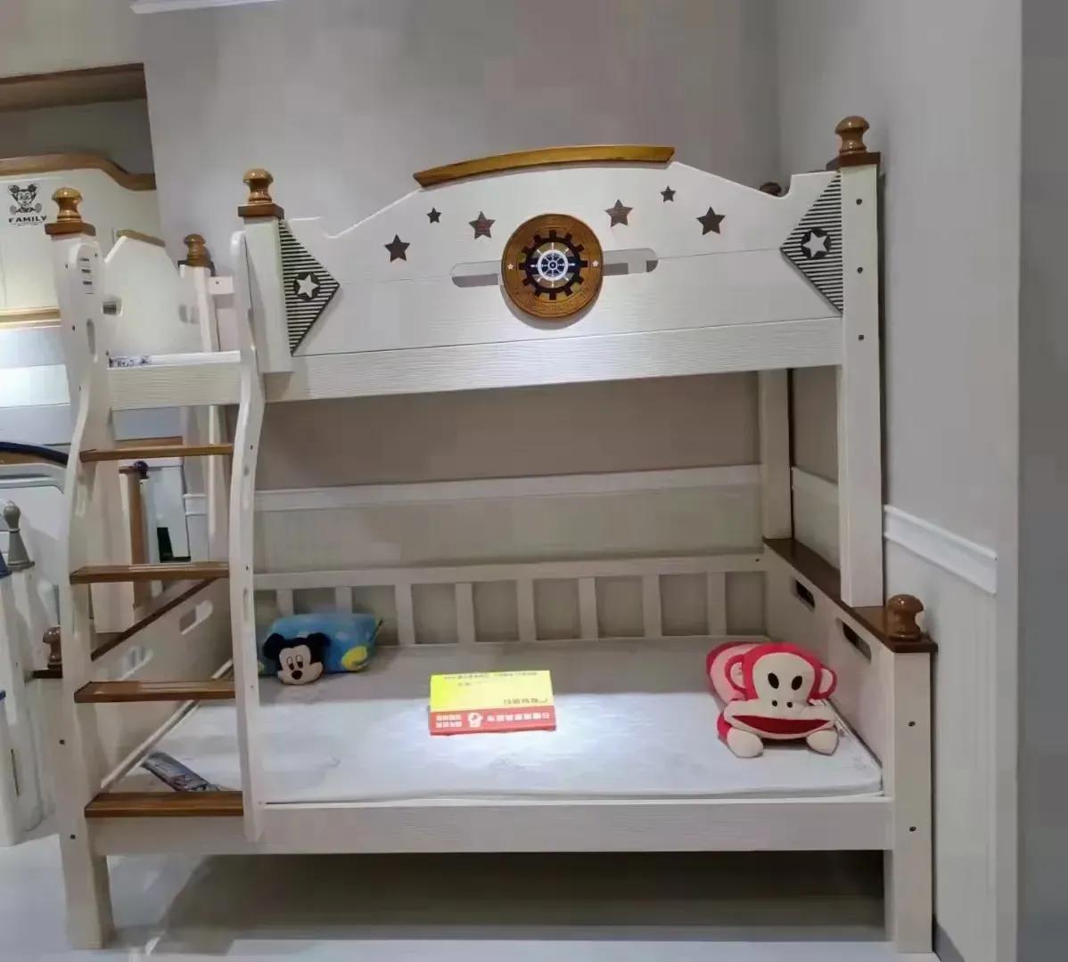 After buying the bunk bed for half a year, the bunk bed has become a ...