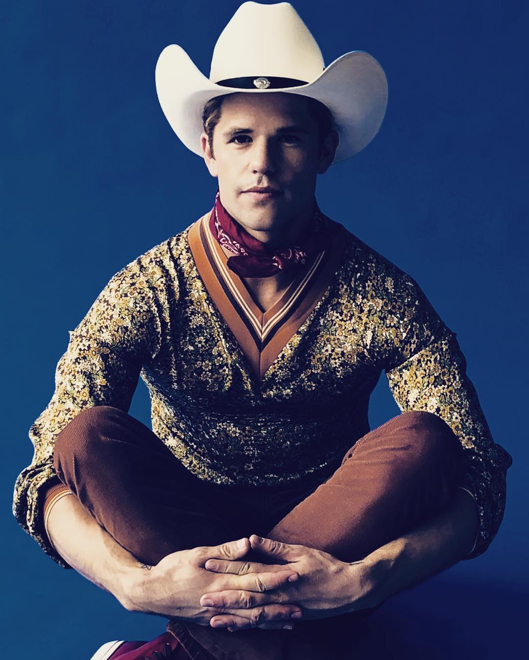 Gay actor Charlie Cavill not only starred in "American Horror Story ...