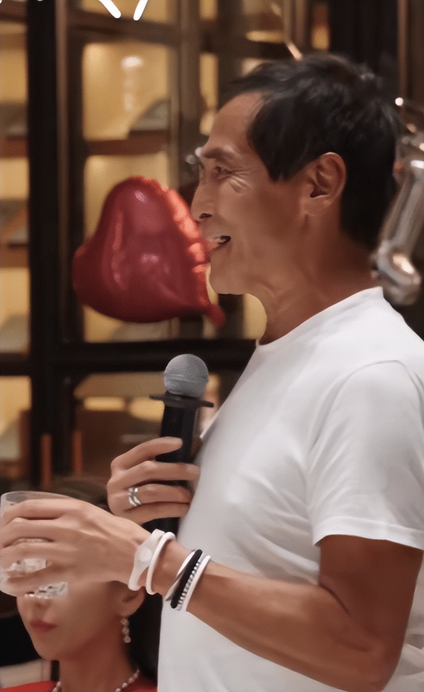 Zhang Lan and Qi Qin made their debut again, and the beautiful years ...