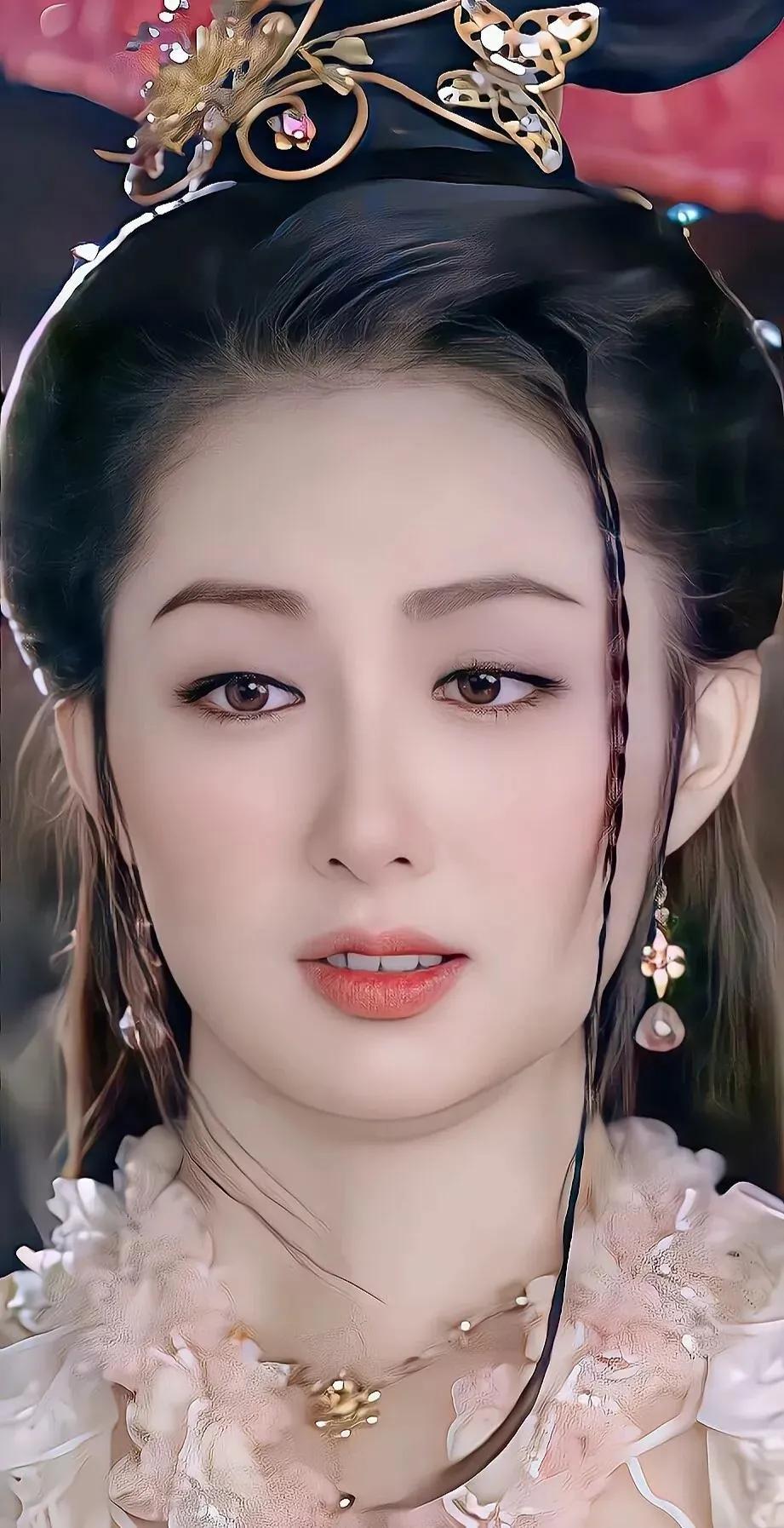 "Tu Liman" Narcissus Lingbo Qianxin Dance - iNEWS