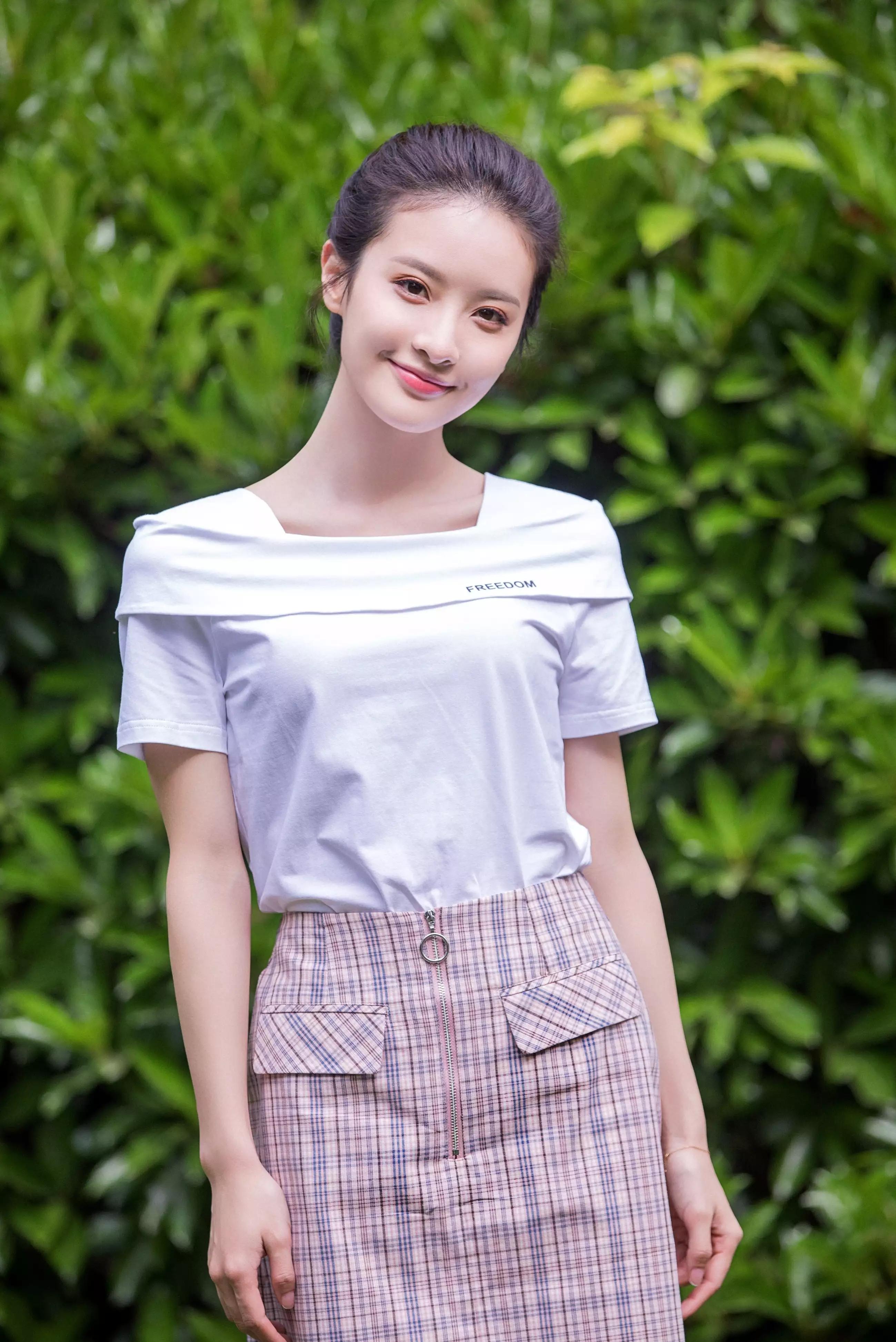 Lai Yumeng "Sweet-looking Oxygen Girl" - iNEWS