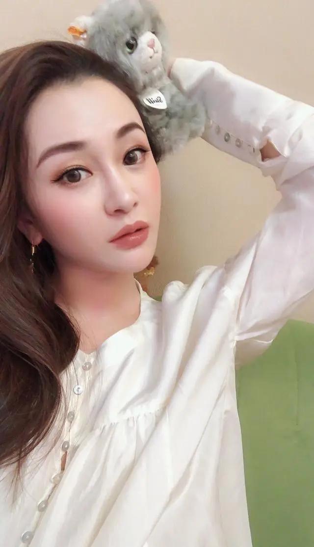 Mingyang Entertainment—Beauty Star-Chen Yulin - iNEWS