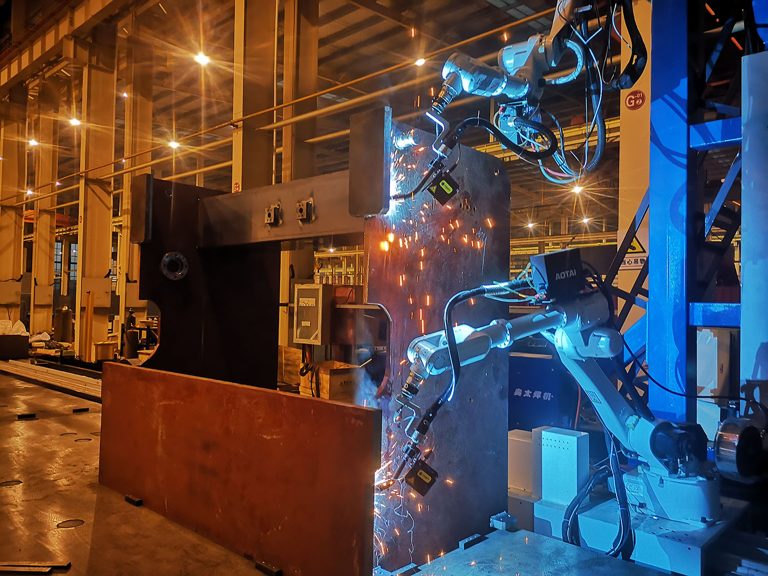 What is the welding automatic tracking system composed of - iMedia