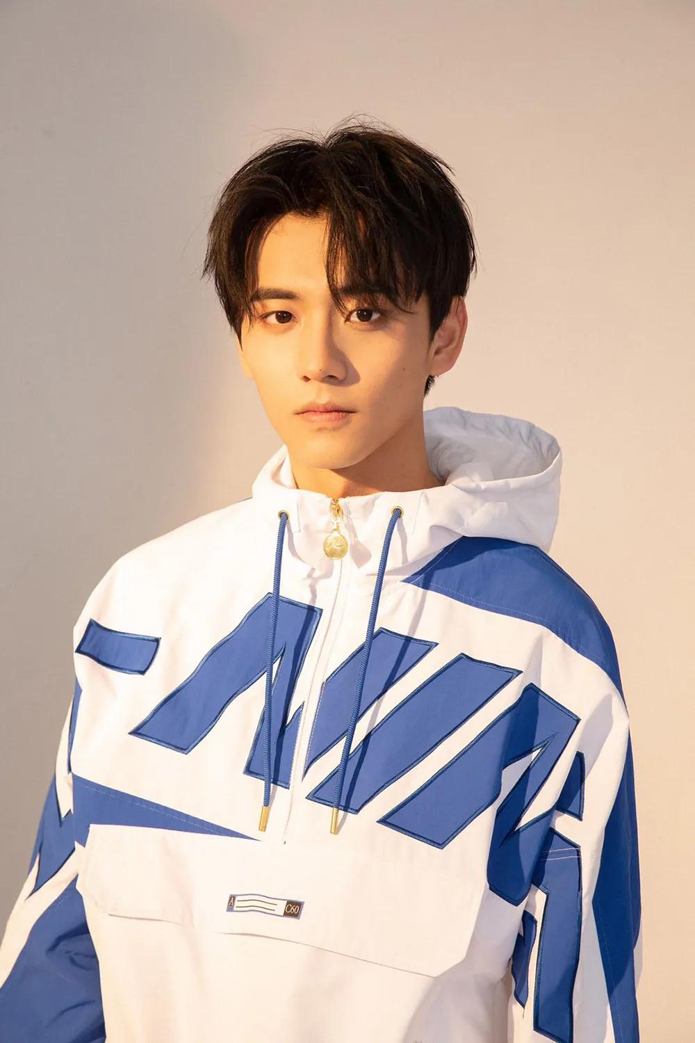 I went to watch "The Love You Give Me" for Wang Ziqi, but was so ...