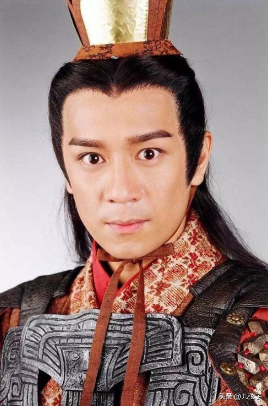 Four bows and three apologies, the most handsome "Duan Yu" Chen Haomin ...