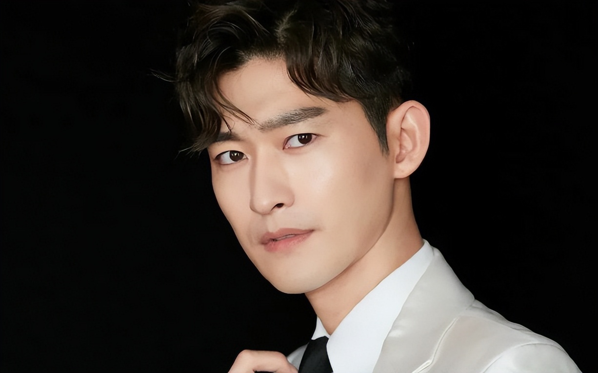 "Madman" Zheng Shuang, her story is far more ruined than you imagined ...